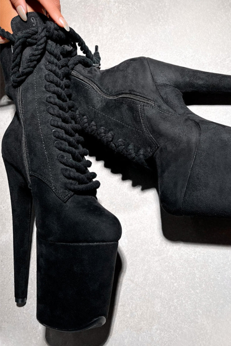 Pole Junkie · The Hottest Pole Wear · Fast & Free European Shipping